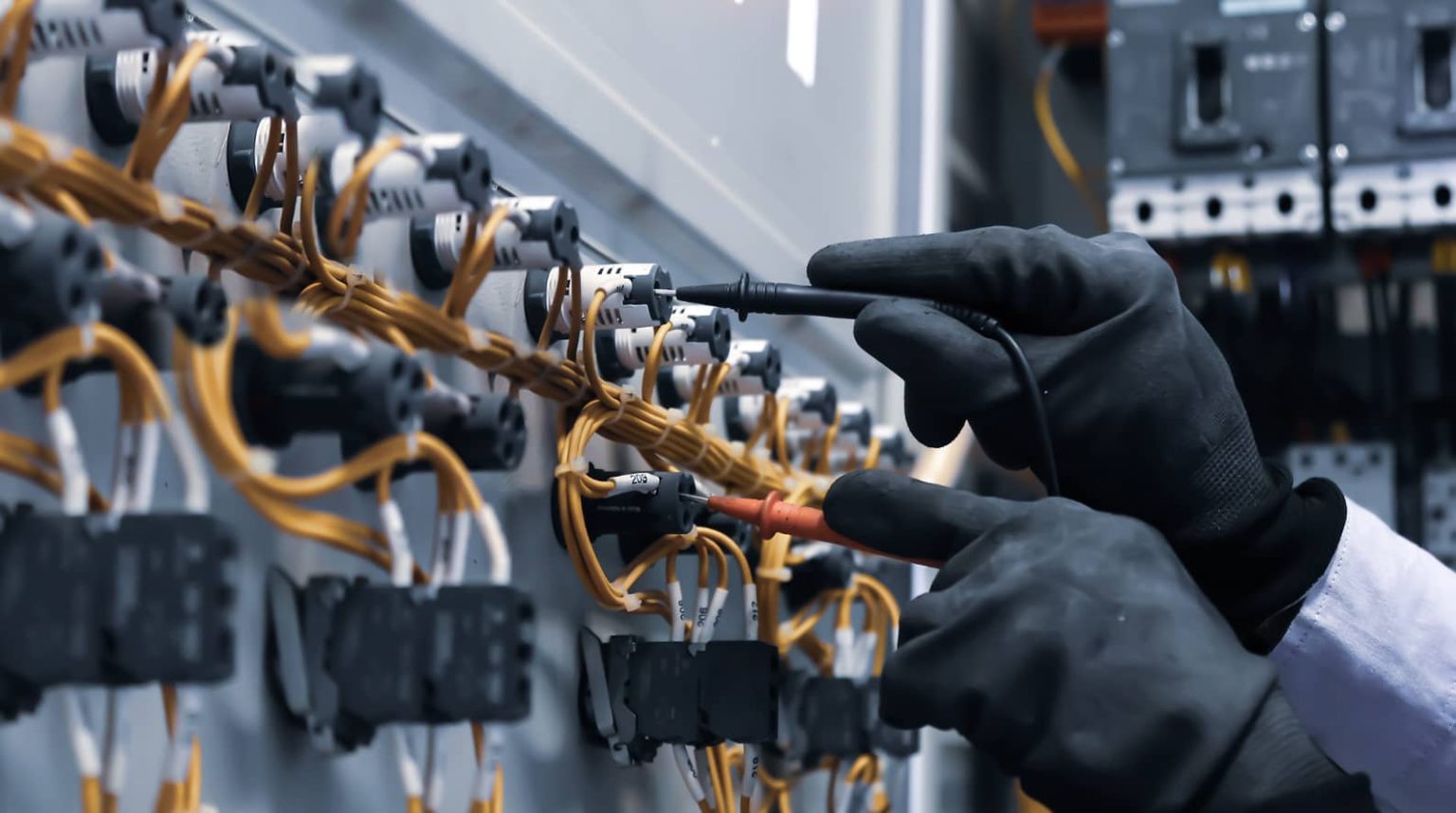 LG Énergies & Services | Expert des installations électriques